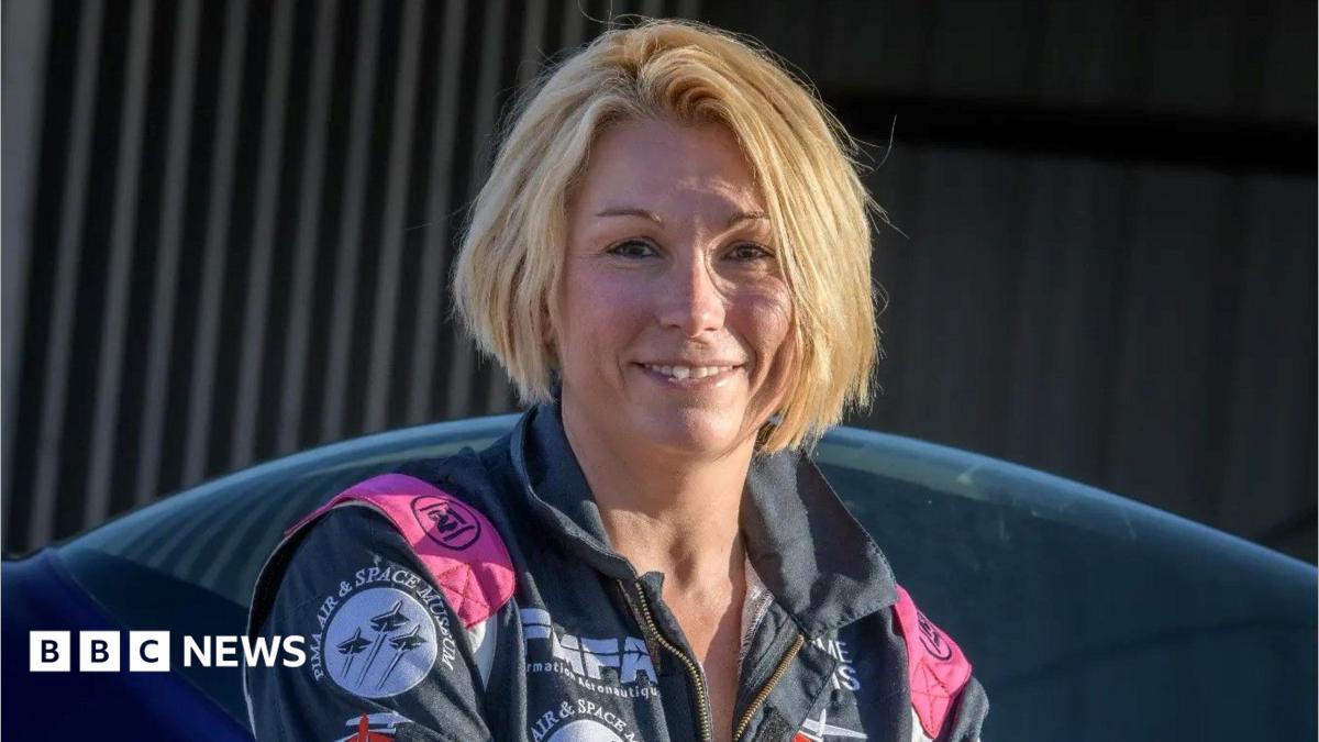 Top female pilot to take to the skies at Clacton Airshow - BBC News