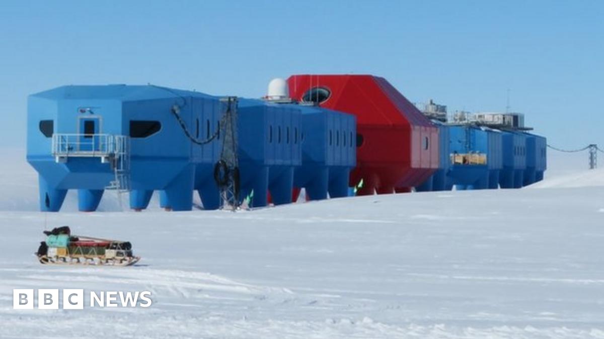 Halley station: Rapid ice movement monitored under UK polar base - BBC News
