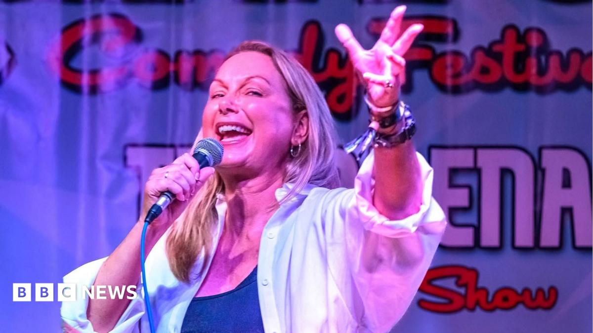 'Going from teacher to comedian is not that big a leap' - BBC News