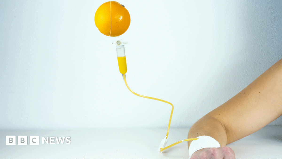 Is it really worth injecting vitamins? - BBC News