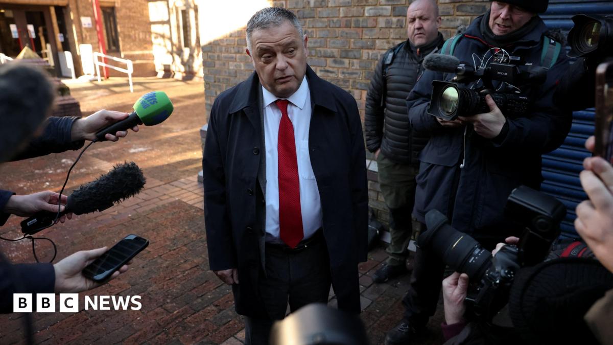 Mike Amesbury: Cheshire MP goes from the Commons to prison - BBC News