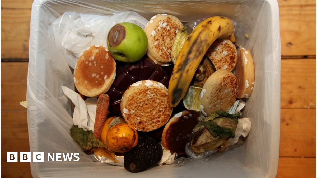 Plan for food waste to be separated - BBC News