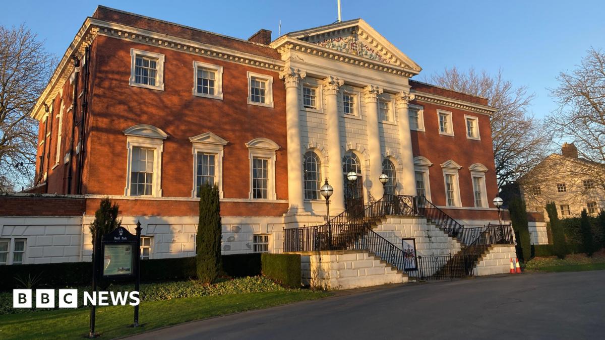 Warrington signs off 7.48% council tax rise for 2026-27 - BBC News
