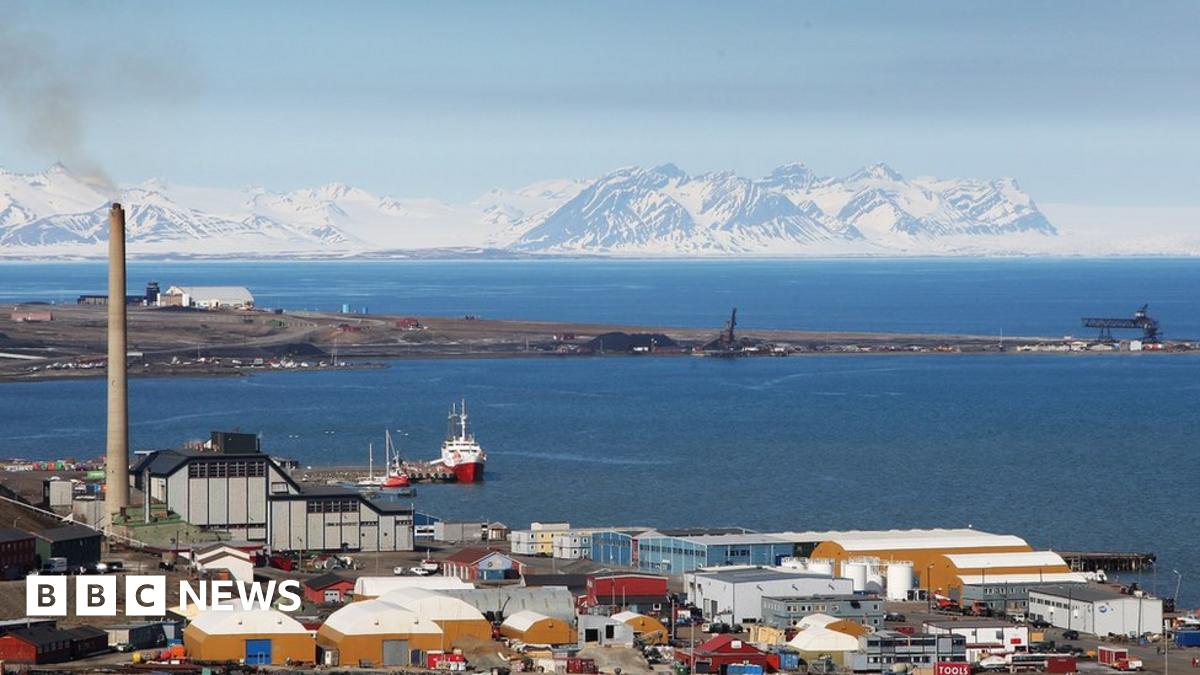 Russian man behind Svalbard's first bank robbery imprisoned - BBC News
