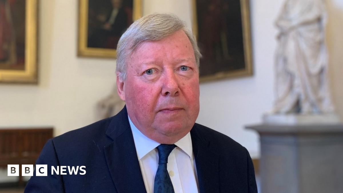 Rape victim court cases outmoded says top judge - BBC News