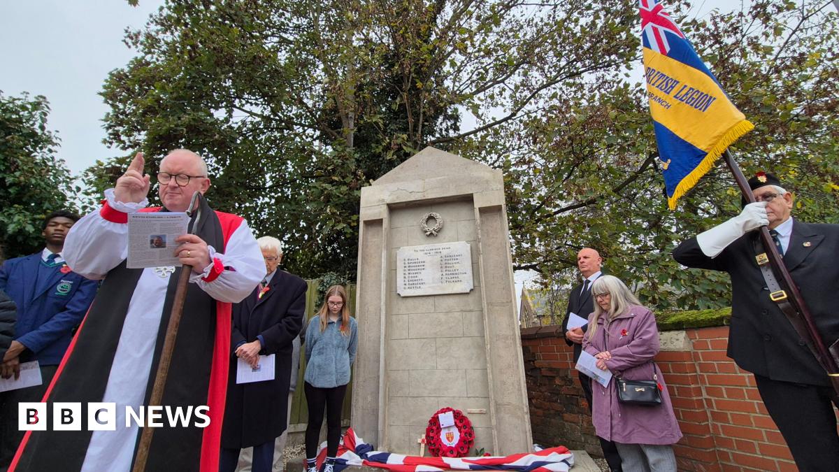 Colchester war memorial set for demolition is saved by resident - BBC News