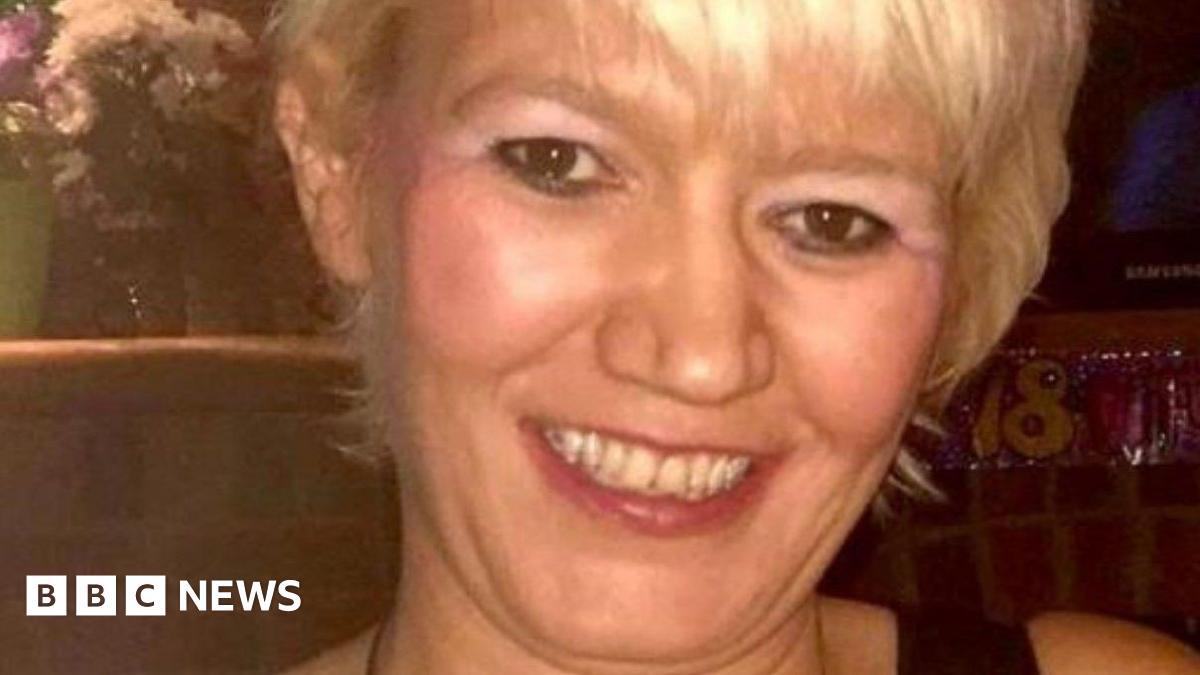 Family pay tribute to mother found dead at Stonnall house - BBC News