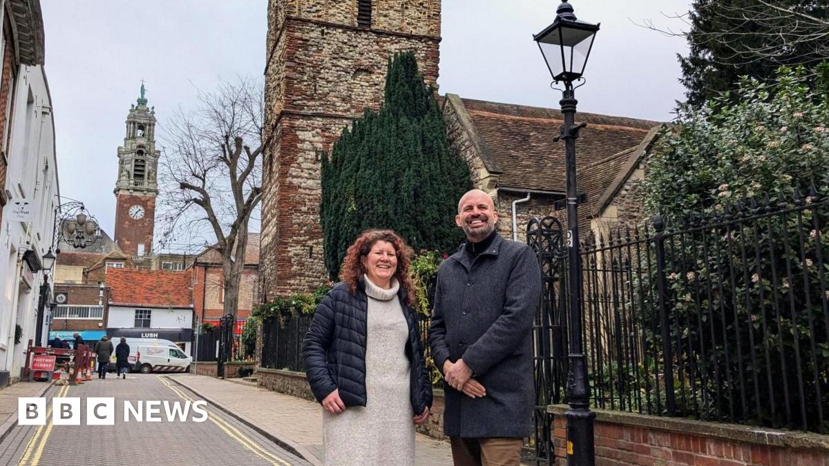 Colchester Holy Trinity Church to become community hub with cafe - BBC News