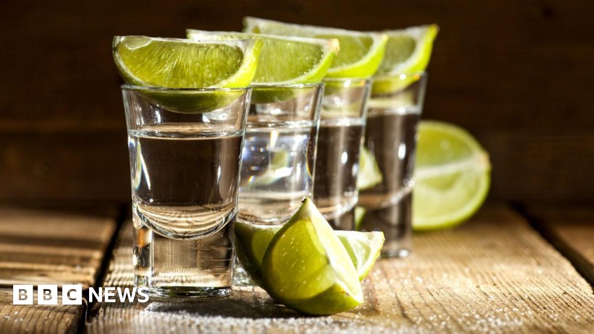 How Robyn Exton grew popular lesbian dating app Her - BBC News