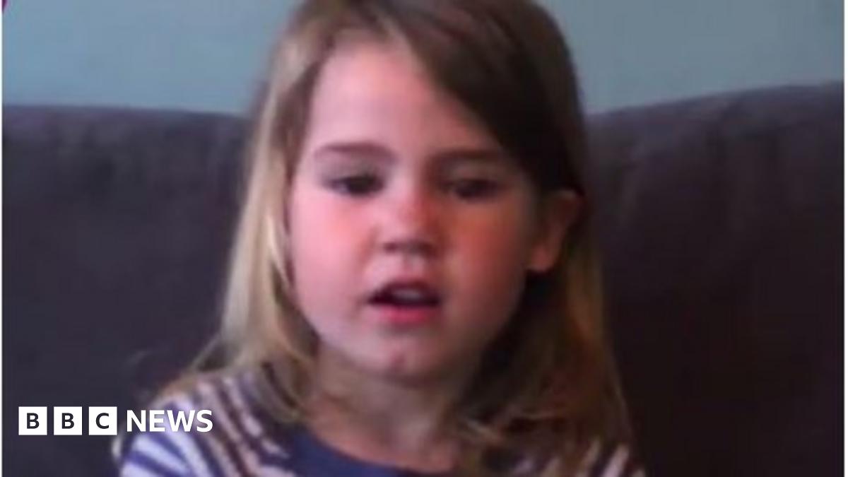 Three-year-old Isla Nelson scoops comedy awards - BBC News