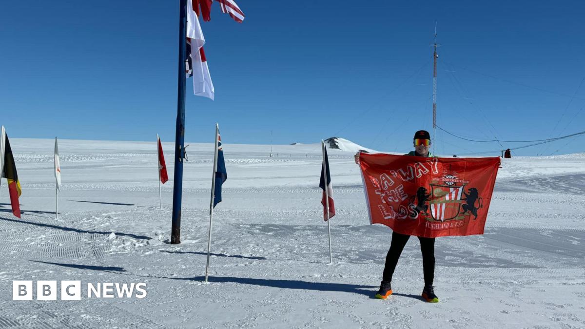 Brit wins men's seven marathons in seven continents challenge - BBC News