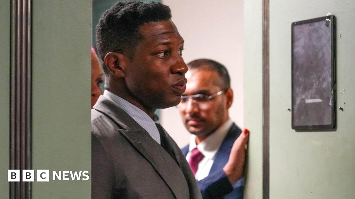 Jonathan Majors: Ex Grace Jabbari describes alleged abuse - BBC News