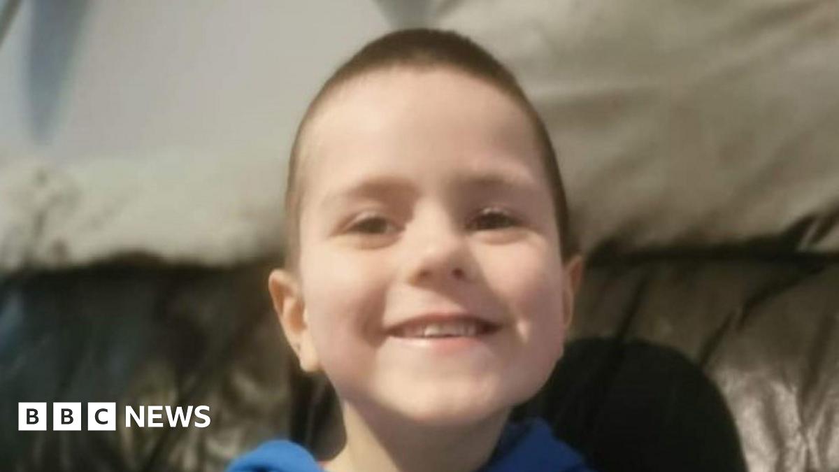 Kyran Durnin: Search ends in 'extraordinary' missing child case - BBC News