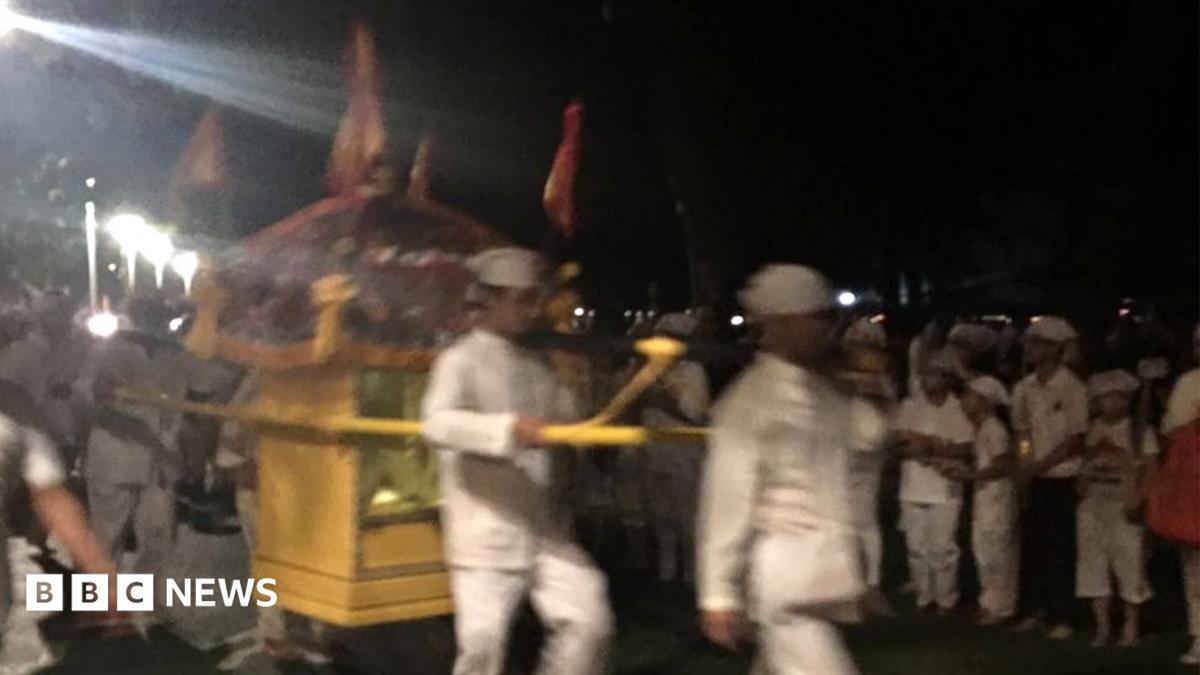 China's ghost weddings and why they can be deadly - BBC News