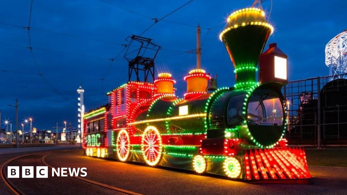 Blackpool Illuminations: £13m revamp for town's famous show - BBC News