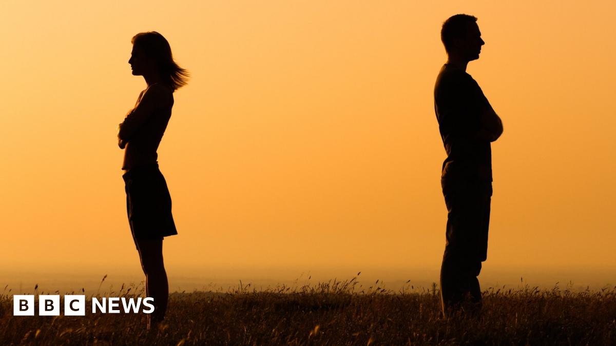 Women won't have equality for 100 years - World Economic Forum - BBC News