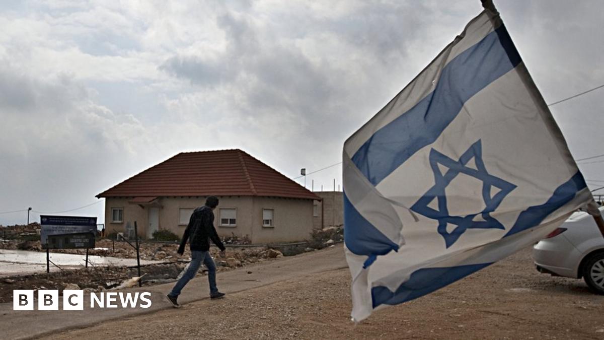 Israel releases 'Jewish radicals' detained in West Bank - BBC News