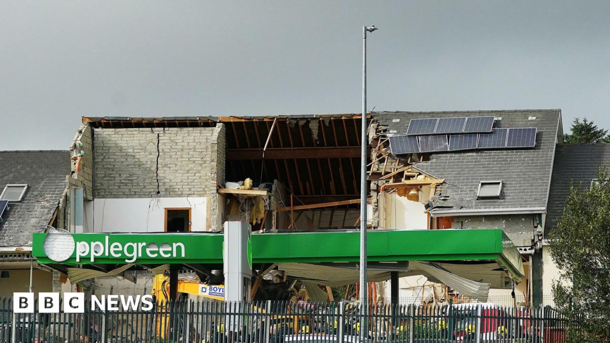Creeslough: Man arrested over fatal County Donegal explosion - BBC News