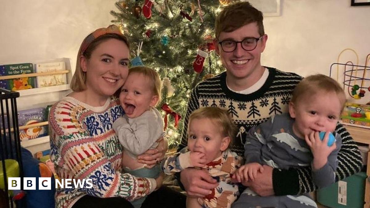 Premature identical triplets preparing for Christmas - BBC News
