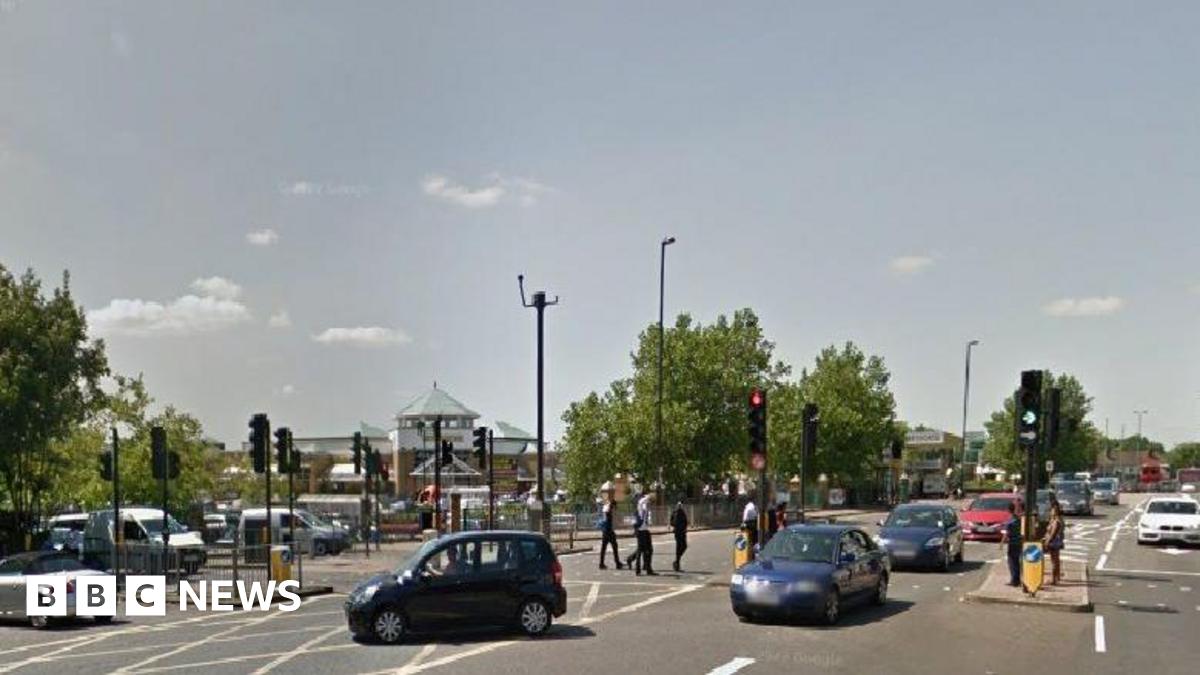 Enfield: Met officer charged over death of moped driver in crash - BBC News