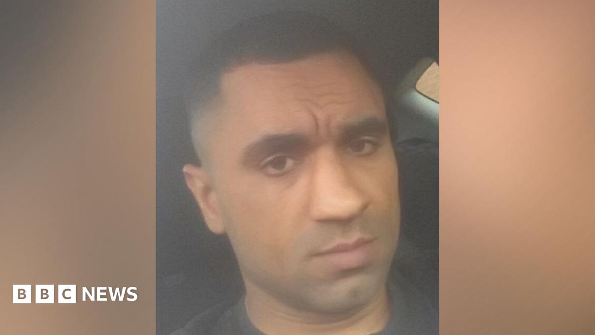 Reward offered in unsolved Leicester murder investigation - BBC News