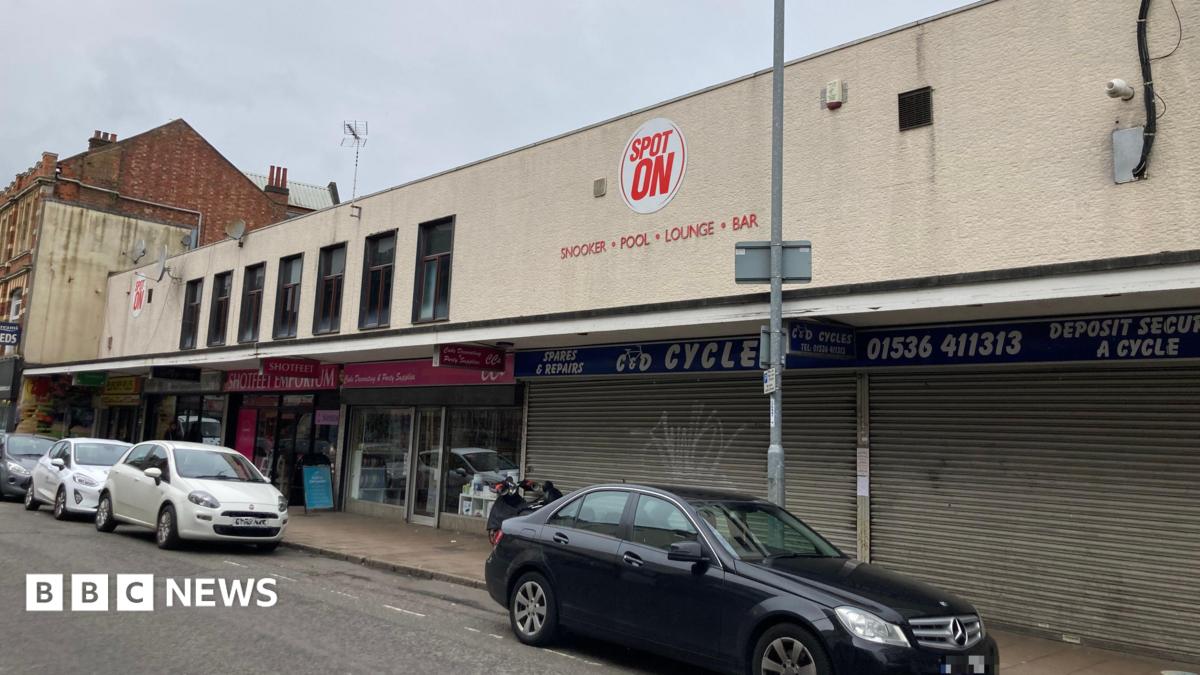 Kettering: Snooker hall conversion will 'strengthen' town - BBC News
