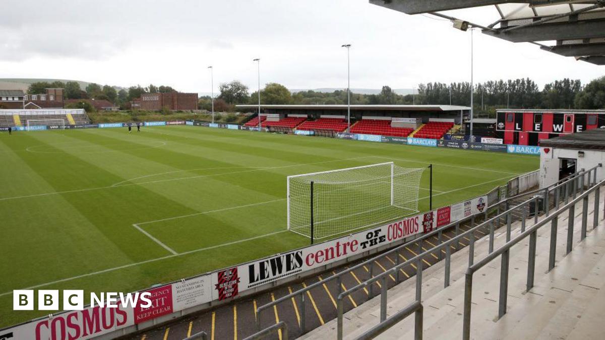 Lewes FC appeals for financial help from fans to 'keep evolving' - BBC News