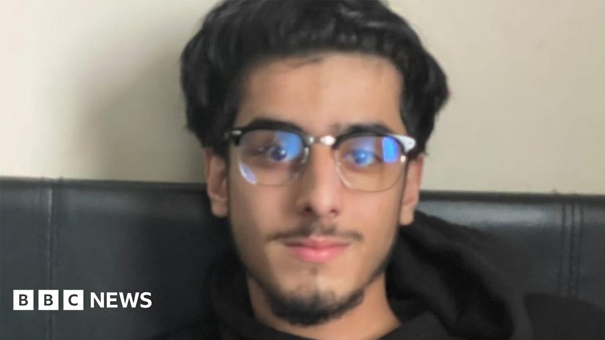 Brighton murder trial: Stabbed teen had £20,000 drug debt, court hears ...