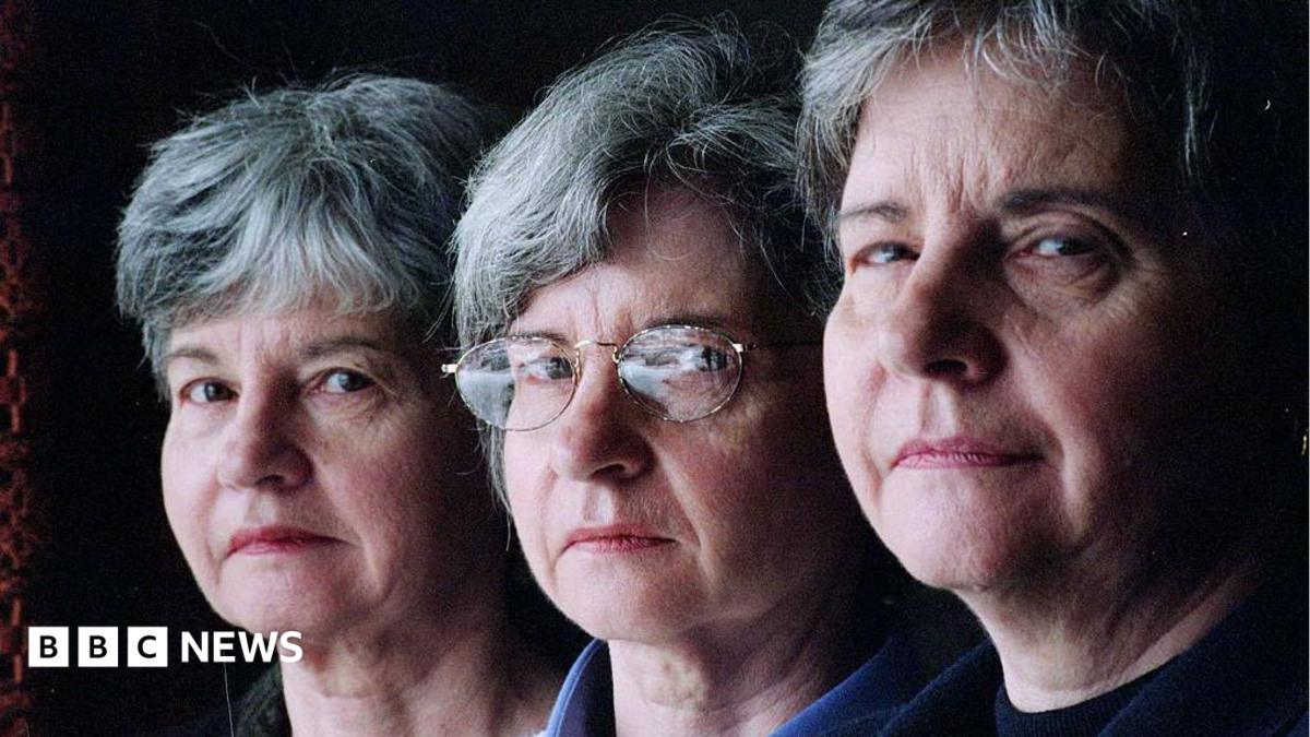 Annette Dionne: Last of Canada's Dionne quintuplets dies aged 91 - BBC News
