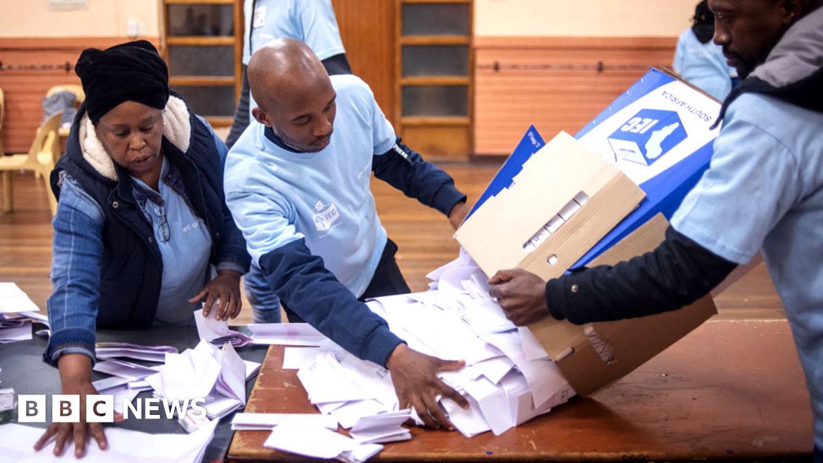 South Africa election: ANC wins with reduced majority - BBC News
