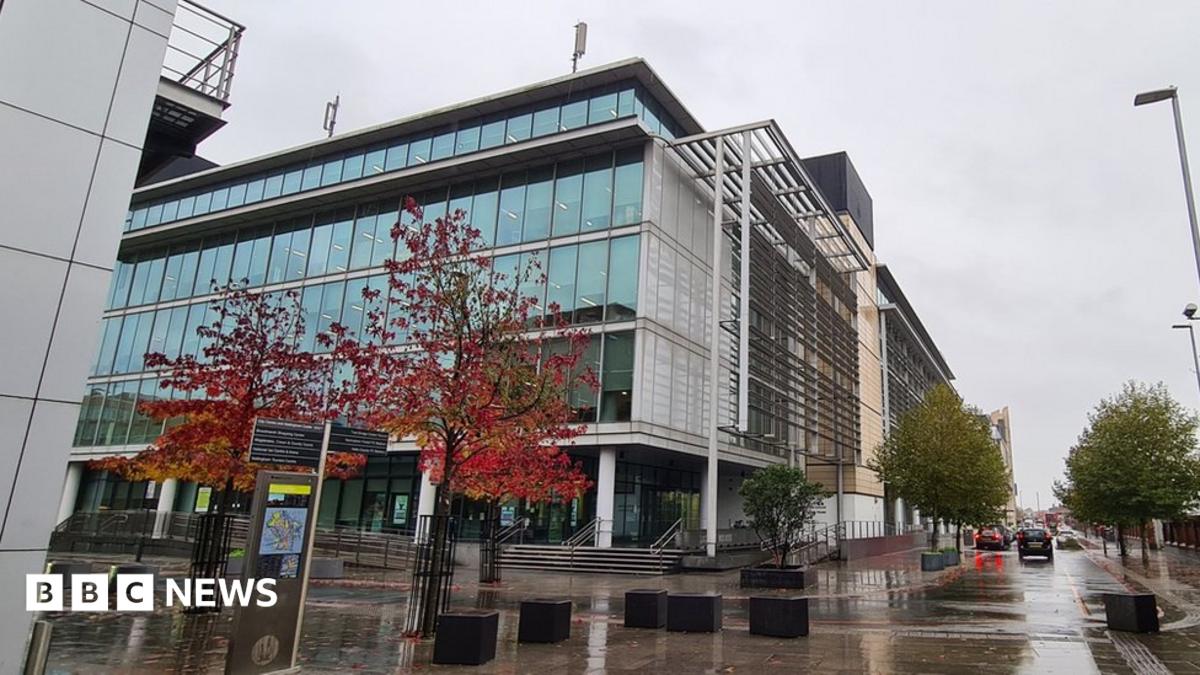 Nottingham: Commissioners brought in to help run 'bankrupt' council ...