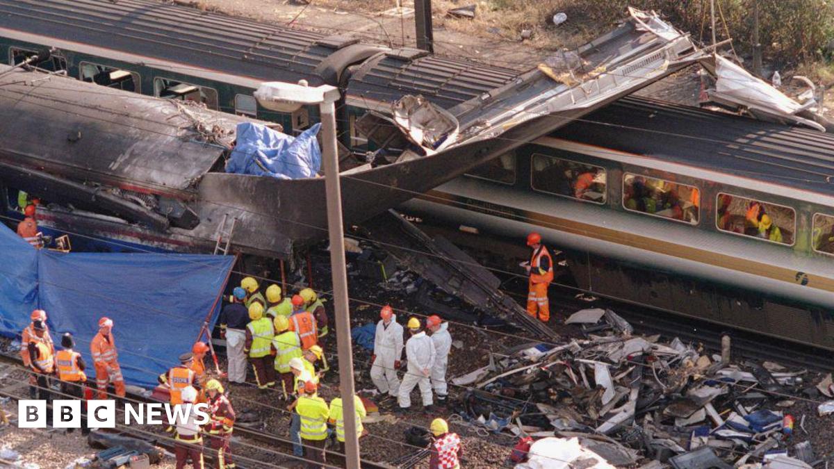 Ladbroke Grove rail disaster: 25 years on since the crash - BBC News
