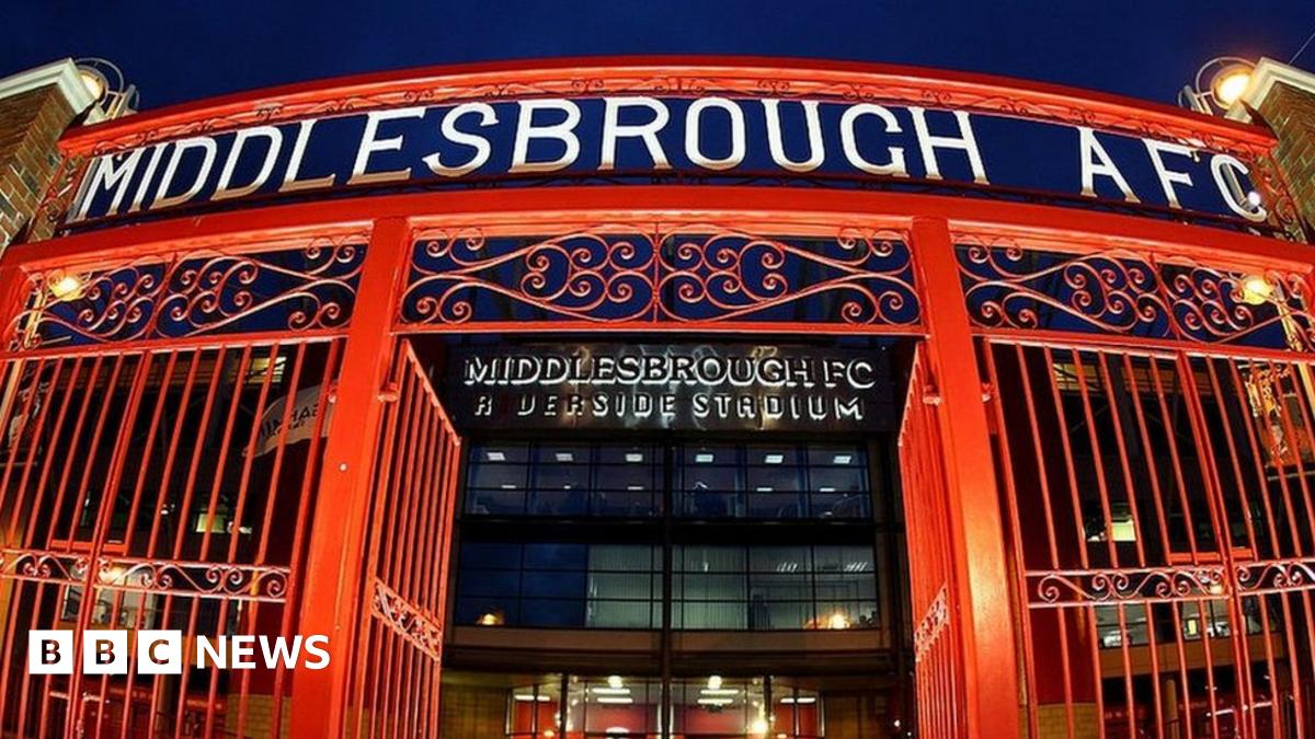 Middlesbrough v Sunderland: Football fans warned about flares - BBC News