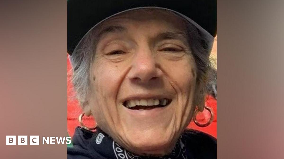 Man charged with murder of woman found dead in Tottenham home - BBC News