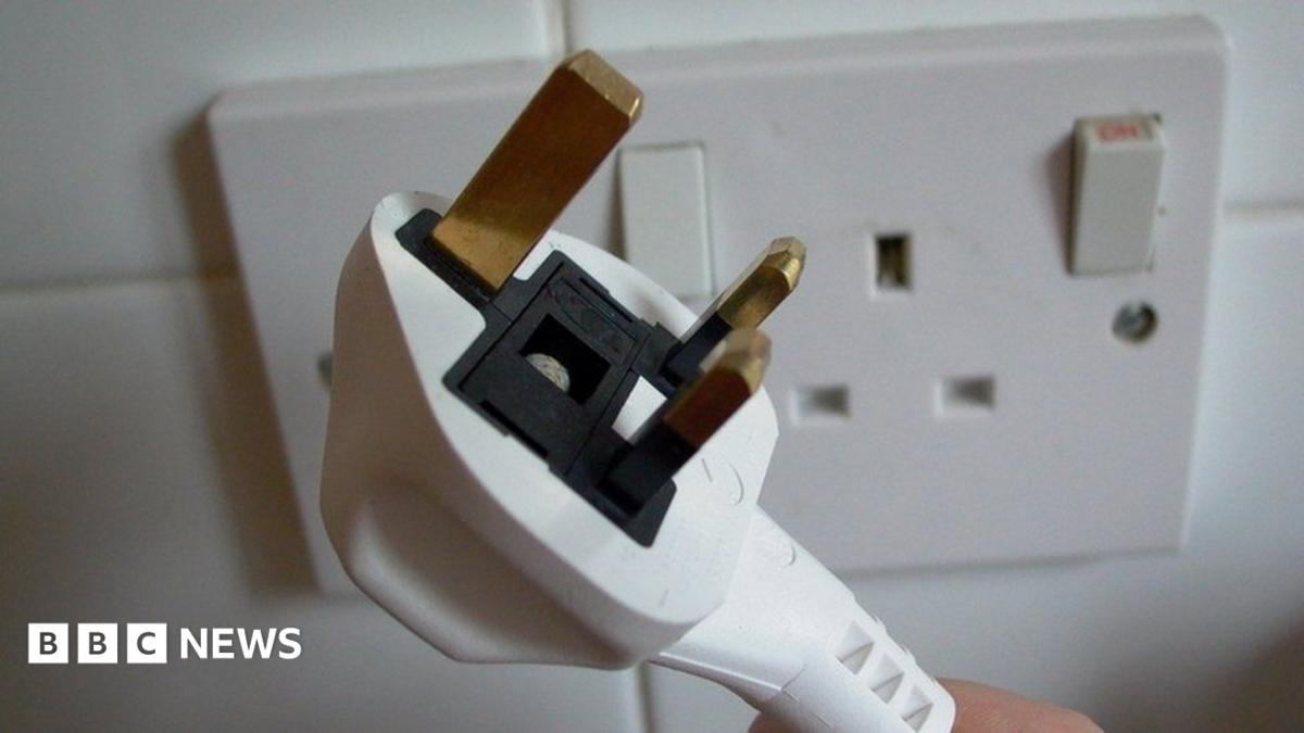 Cost of living: No price rise for NI Click Energy customers - BBC News