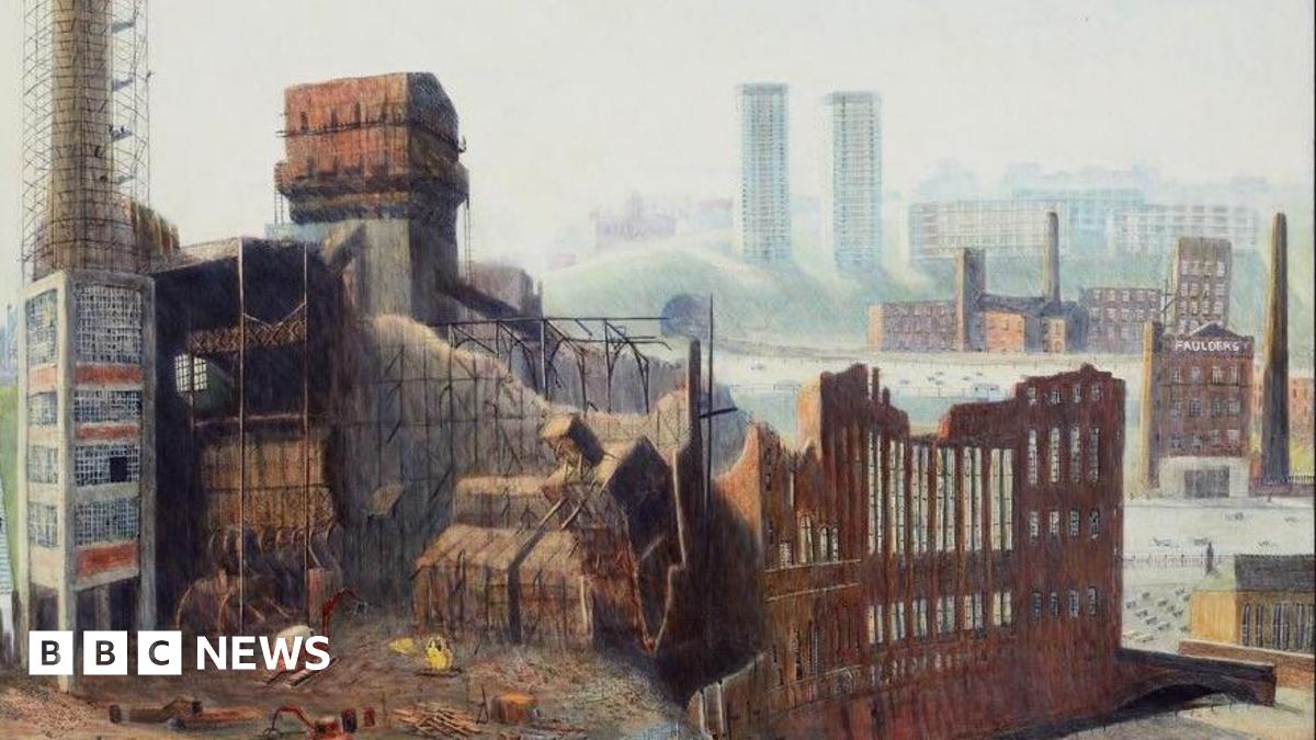 Helen Clapcott: Artist's exhibition celebrates evolution of Stockport ...