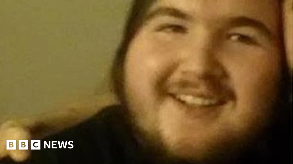 Searches carried out for missing Inverness man - BBC News