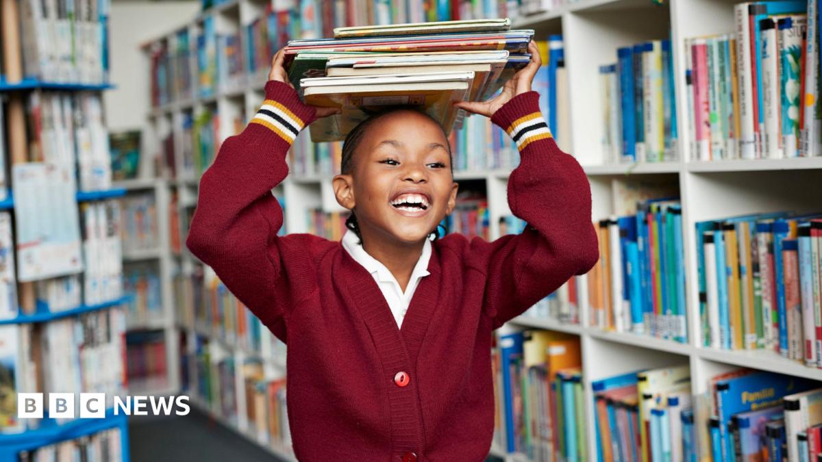 Reading charity's £97,000 funding boost for Birmingham schools - BBC News