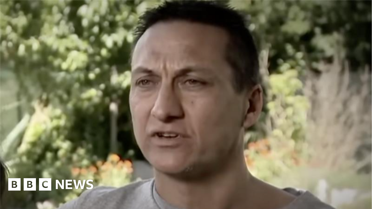 Dezi Freeman: Australian fugitive being helped to evade capture, police ...