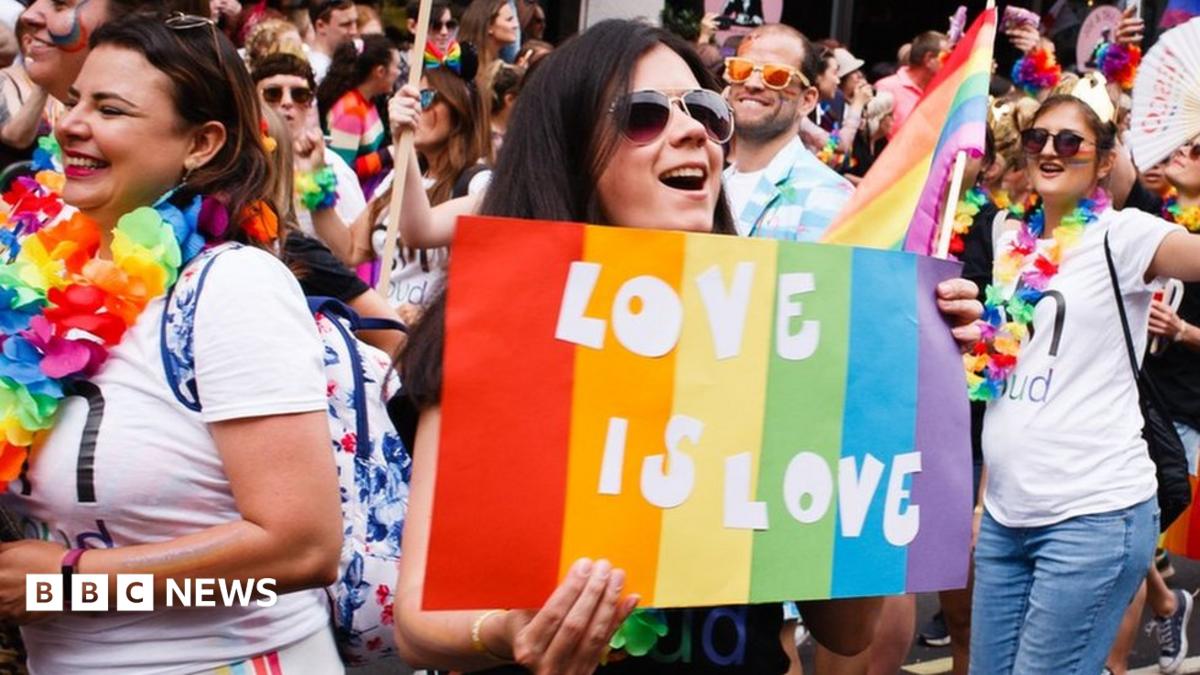 London Pride: Parade to return for first time since 2019 - BBC News