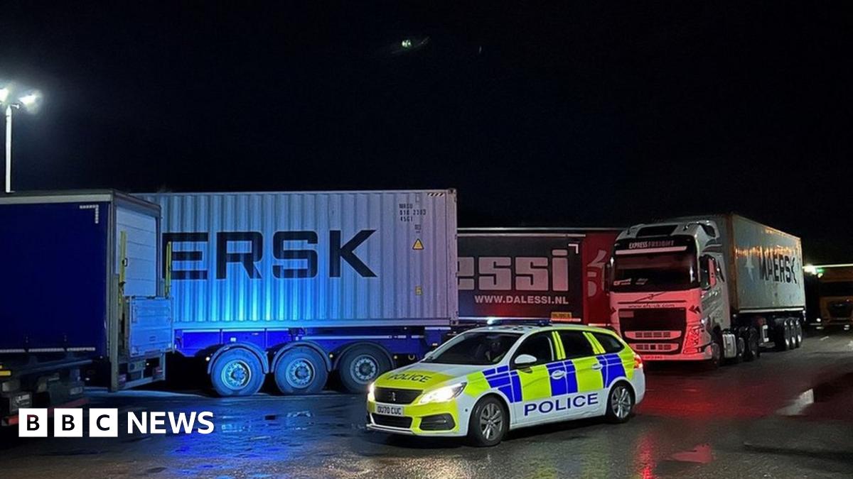 Four arrests after lorry break-ins at A14 services - BBC News