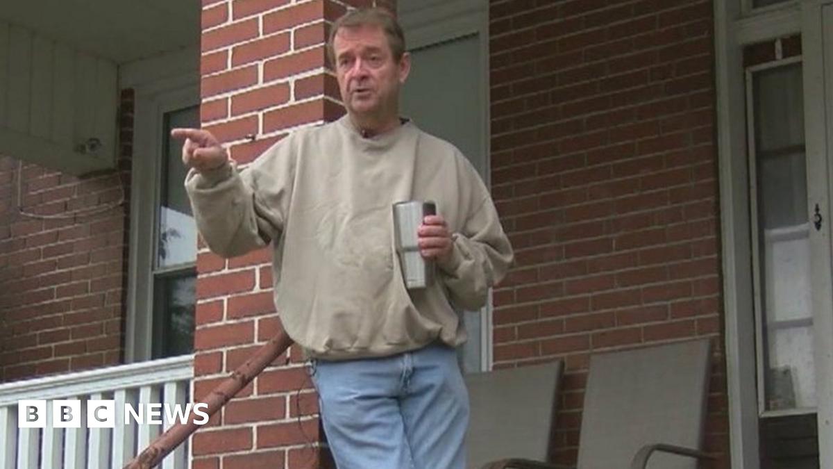 Pennsylvania mayor resigns after racist Facebook posts - BBC News