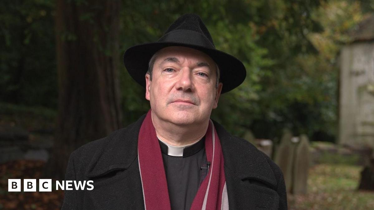The real-life ‘exorcist’ who investigates the supernatural - BBC News