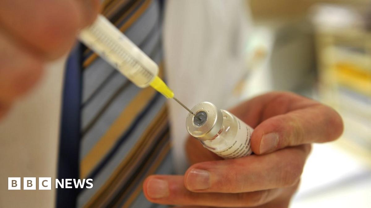 Germany vaccination: Fines plan as measles cases rise - BBC News