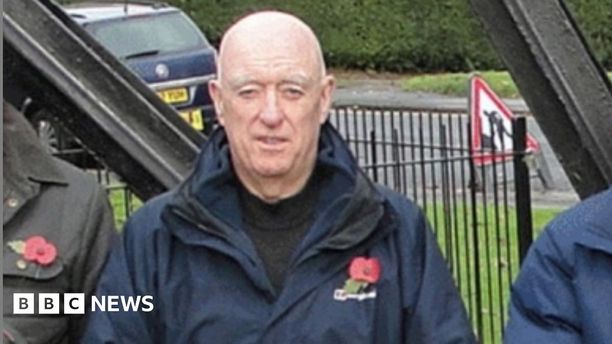 George Cross call for Jo Cox attack 'hero' Bernard Kenny - BBC News