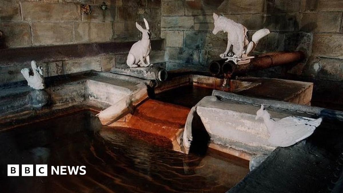 Edinburgh's little stone buildings hiding water secrets - BBC News