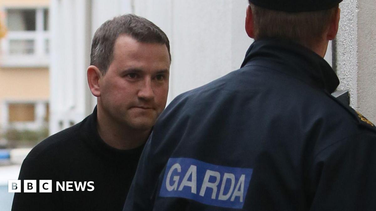 Graham Dwyer loses murder conviction final appeal - BBC News