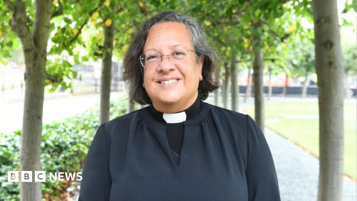 Patricia Hillas appointed as the Isle of Man new bishop - BBC News
