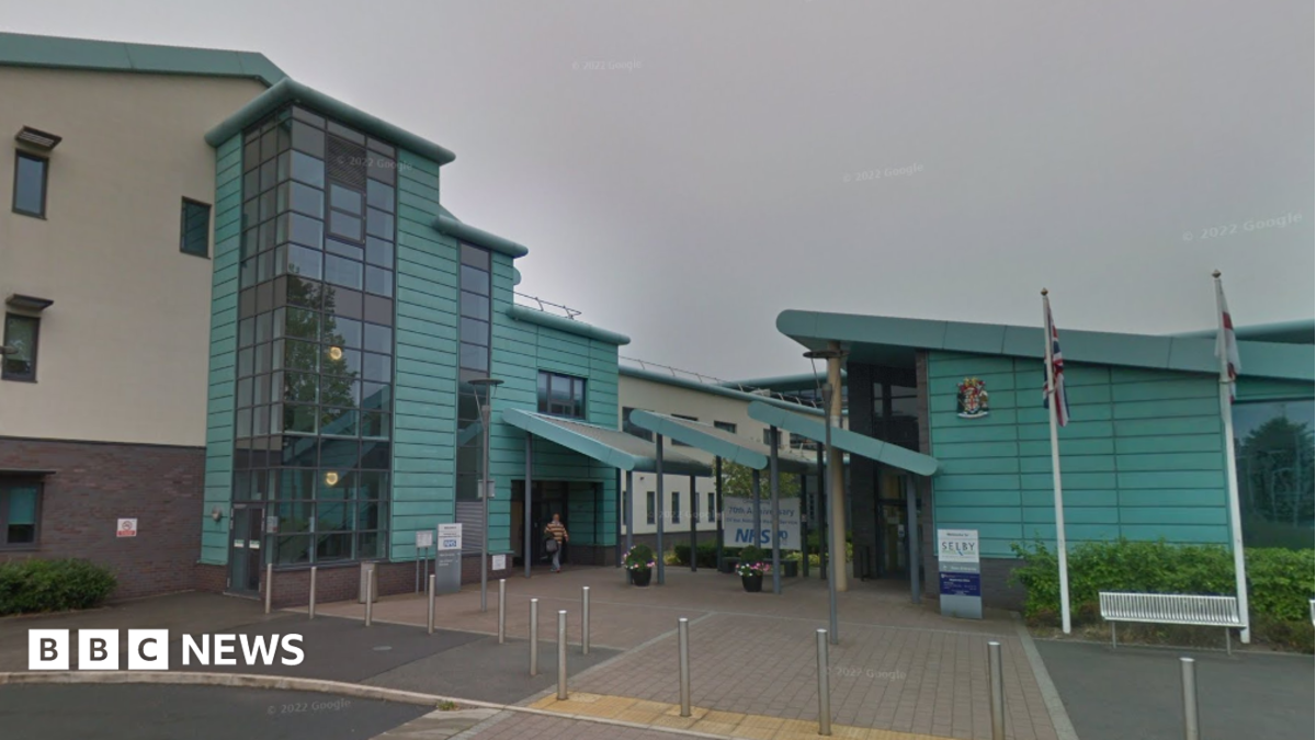 Hospital reopens after boiler fault forced closure - BBC News