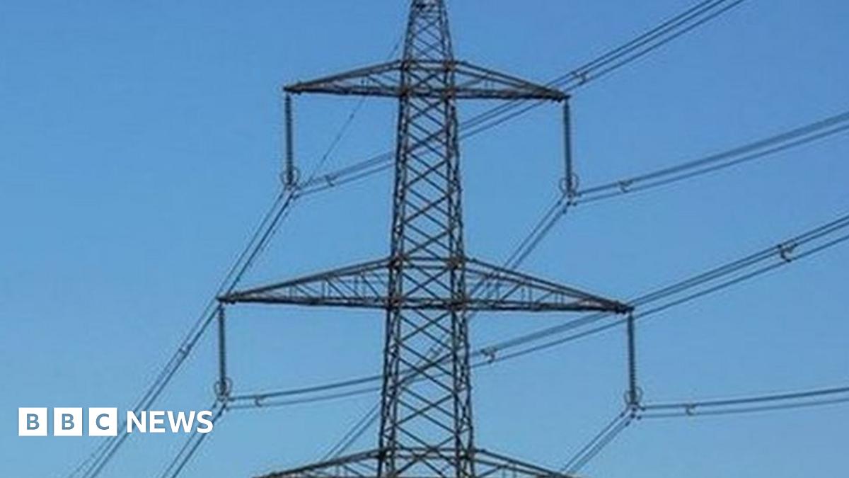 East Anglia pylons: Landowners contacted over 112-mile power line - BBC ...